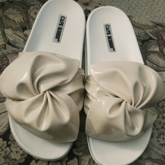 Cape Robbin | Shoes | Cape Robbin Bow Slide | Poshmark